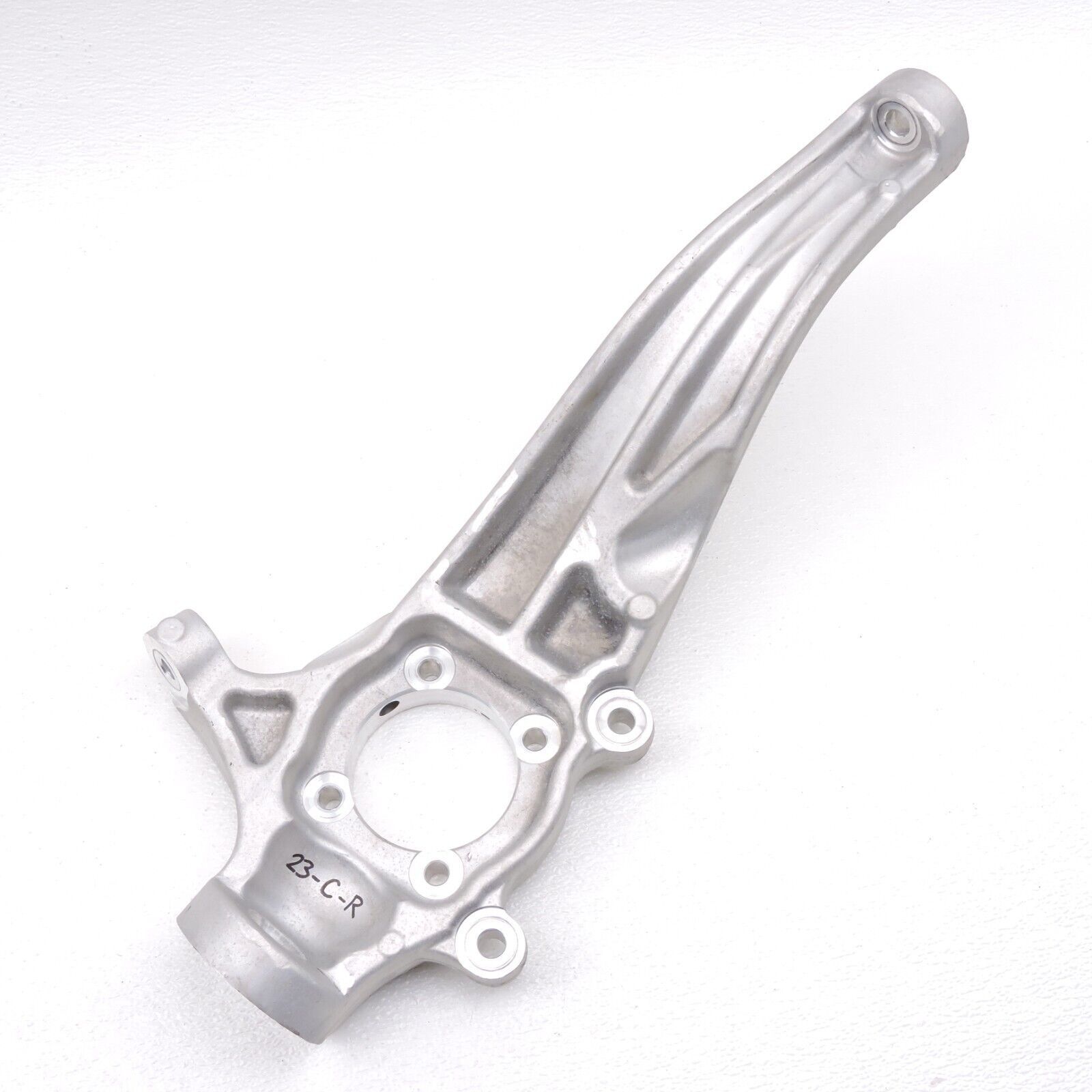 2022-2024 Rivian R1T Front Right Passengers Knuckle Spindle Hub Housing ...