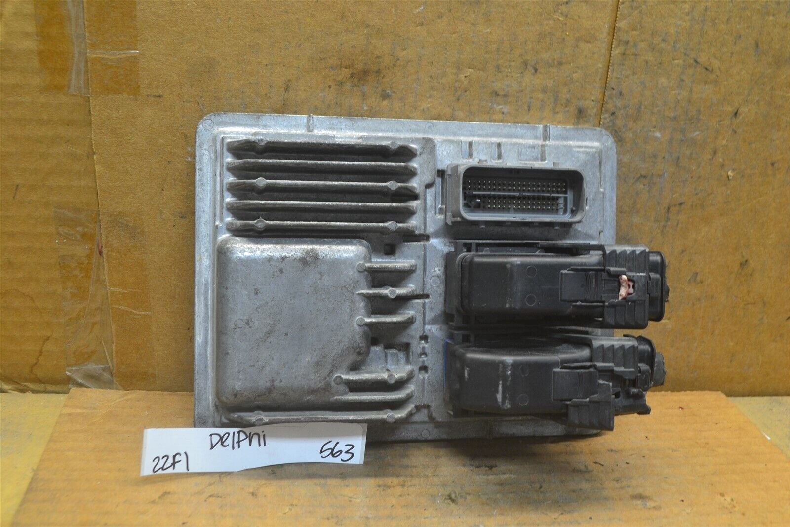 2017 Chevrolet Malibu Engine Control Unit ECU 12680876 Module 563-22F1 ...