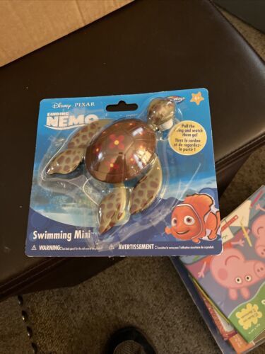 Finding Nemo Squirt Swimming Mini Pool Toy Swimways Water Turtle Disney ...