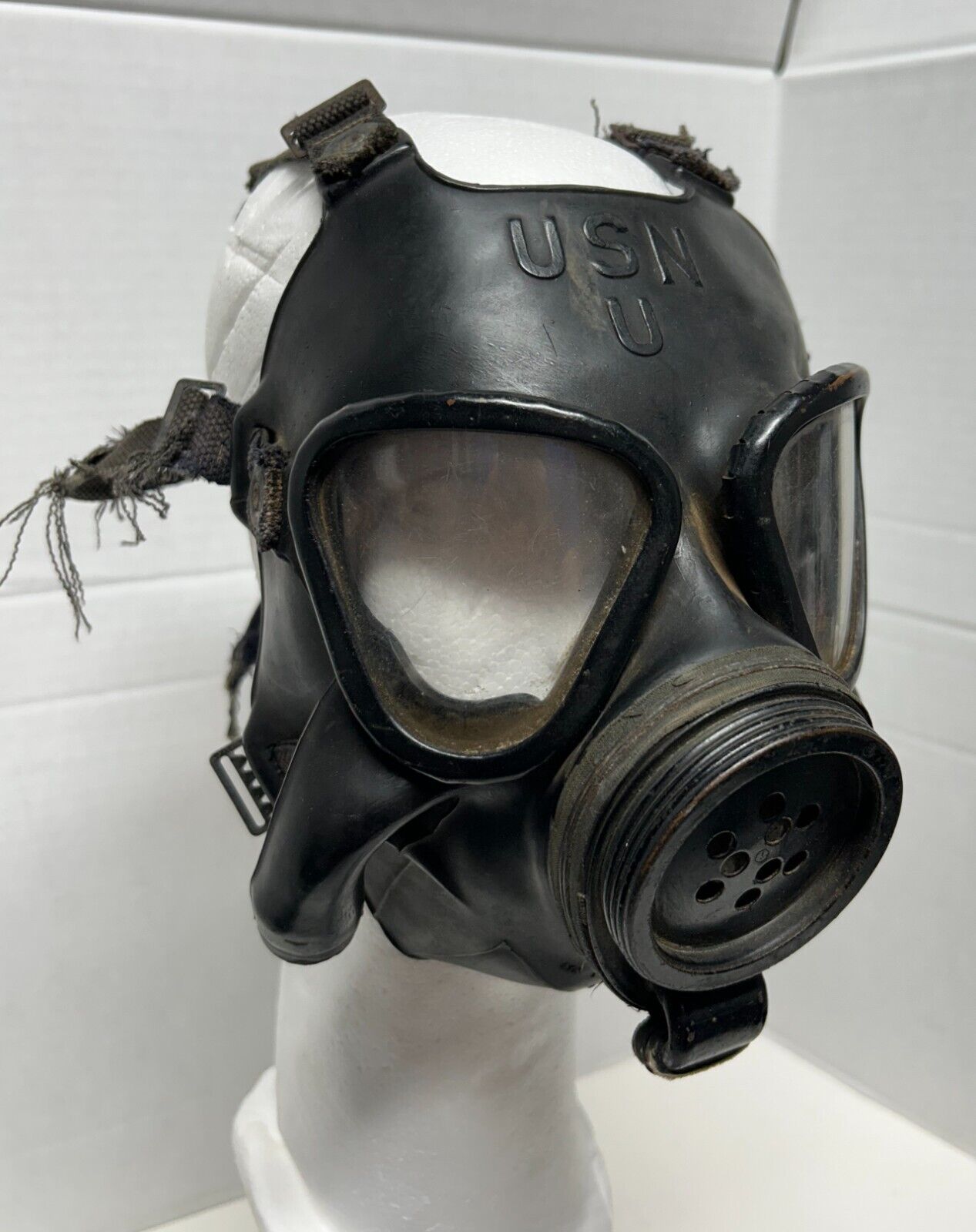 US NAVY WW2 ND Mark IV Diaphragm Gas Mask Facepiece, Vintage 1944 WWII ...