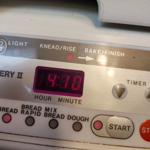 Hitachi Home Bakery II HB-B102 Bread Machine and 38 similar items