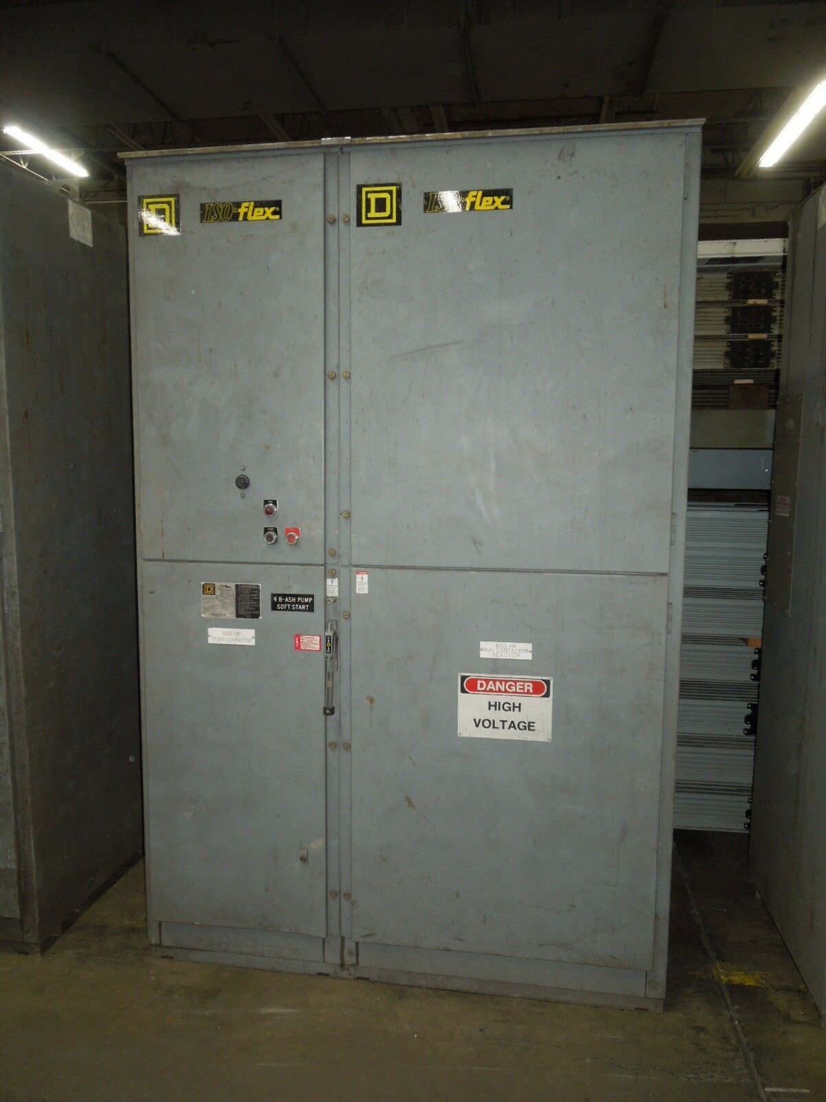 Square D Iso-Flex Class 8198 AC Controller Model 3 Type RA42 800HP 200A ...