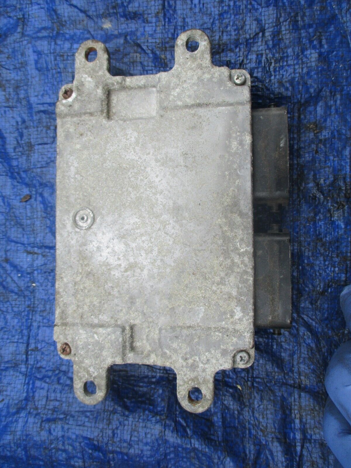 2011 Mazda 3 2.0 auto transmission engine computer ECM LF8J 18 881E ECU ...