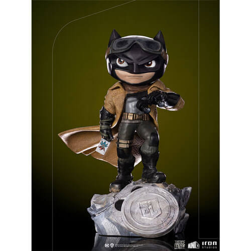 Justice League: Snyder Cut Knight Batman Minico PVC Figure - Action Figures