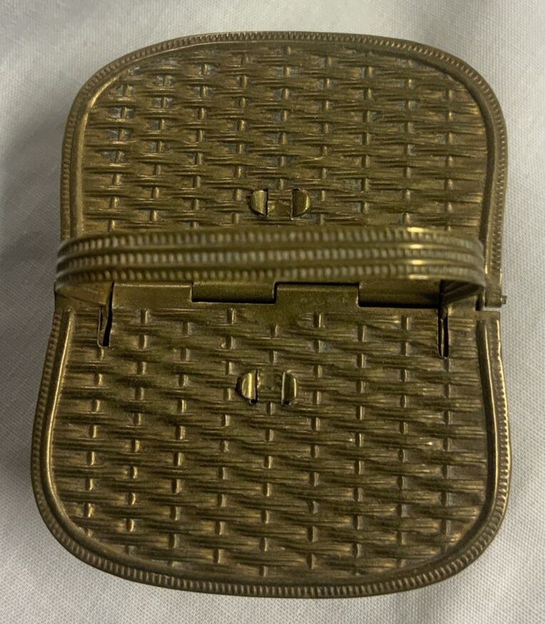 ANTIQUE c1880s; W. Avery & Son Redditch~~PICNIC BASKET Victorian NEEDLE ...