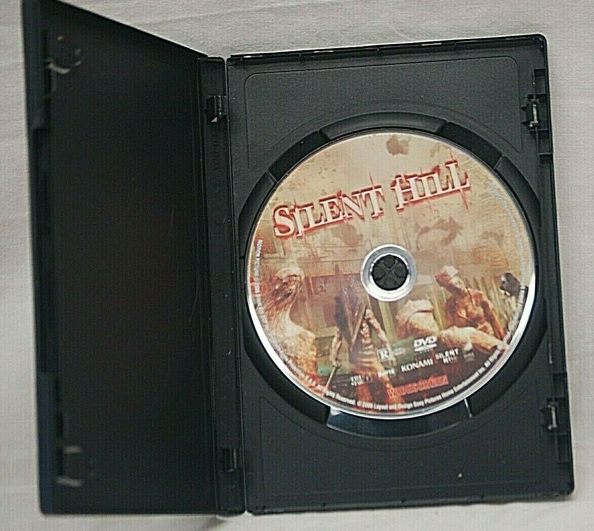 Silent Hill DVD 2006 Widescreen Edition Radha Mitchell and Laurie ...