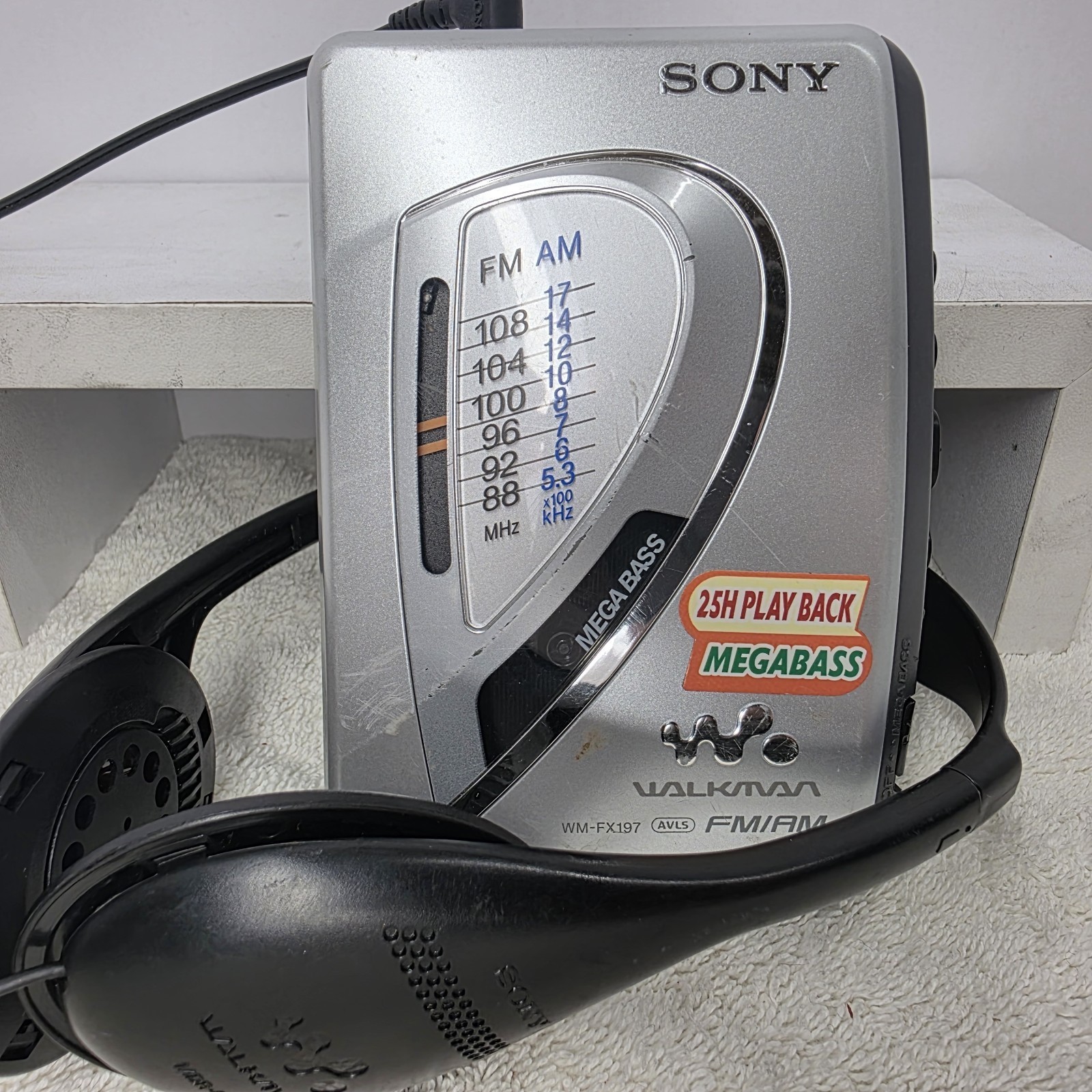 Sony WM-FX197 Walkman MegaBass AM/FM Radio Cassette Tape Player ...