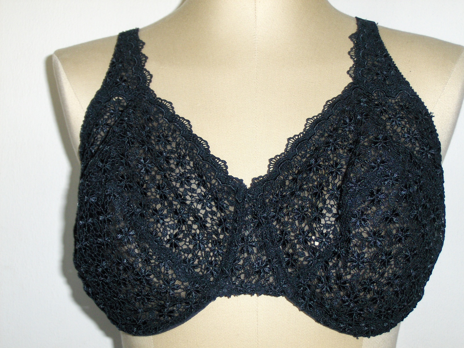 Playtex 7520 Black Embroidered Lace Underwire Bra Size 42DD - Women's ...