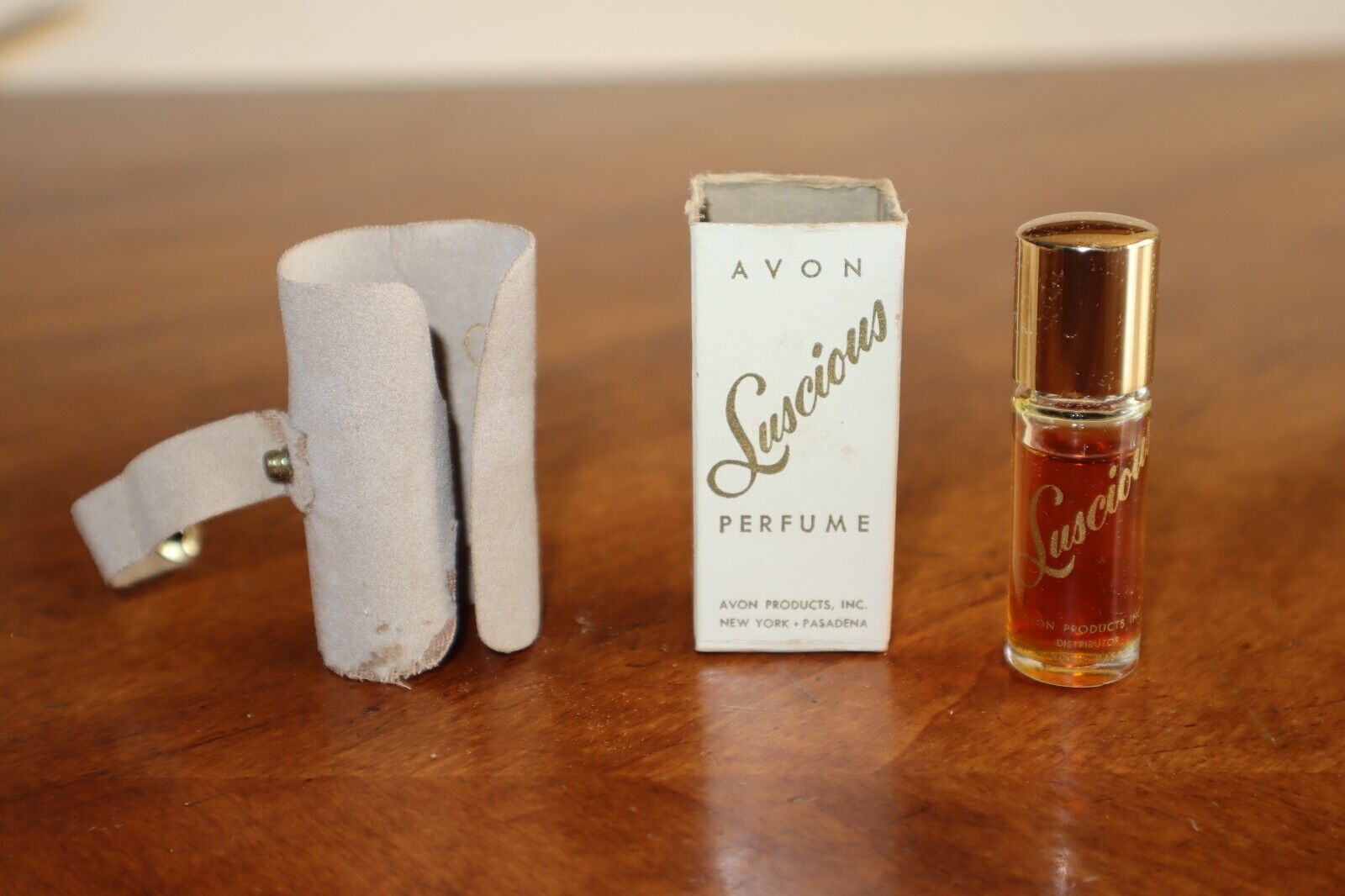 Vintage 1950s AVON LUSCIOUS PERFUME Small Full Splash Dram - Perfume