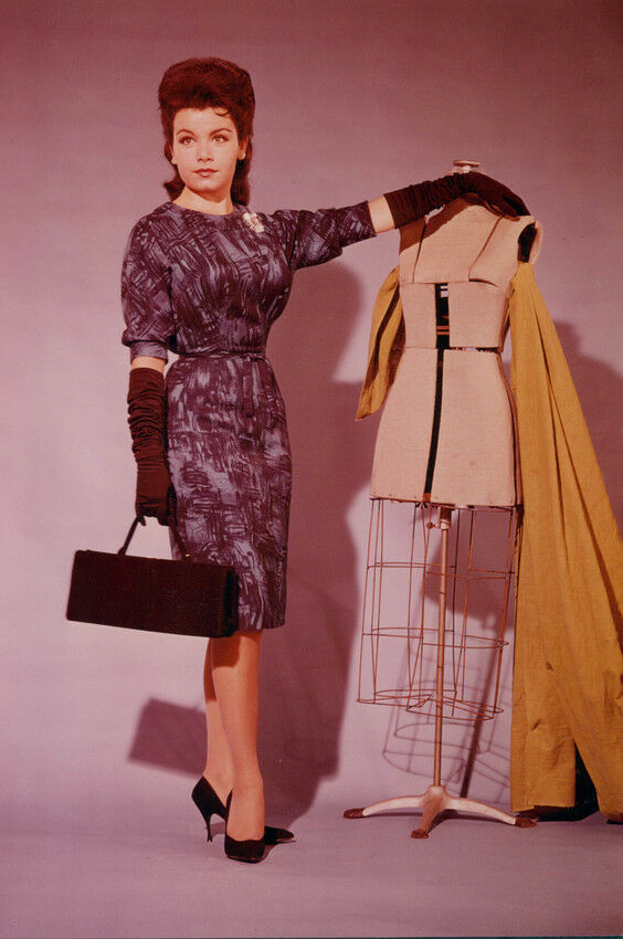 Annette Funicello 11x17 Mini Poster Full Length Pose Holding Hand Bag ...