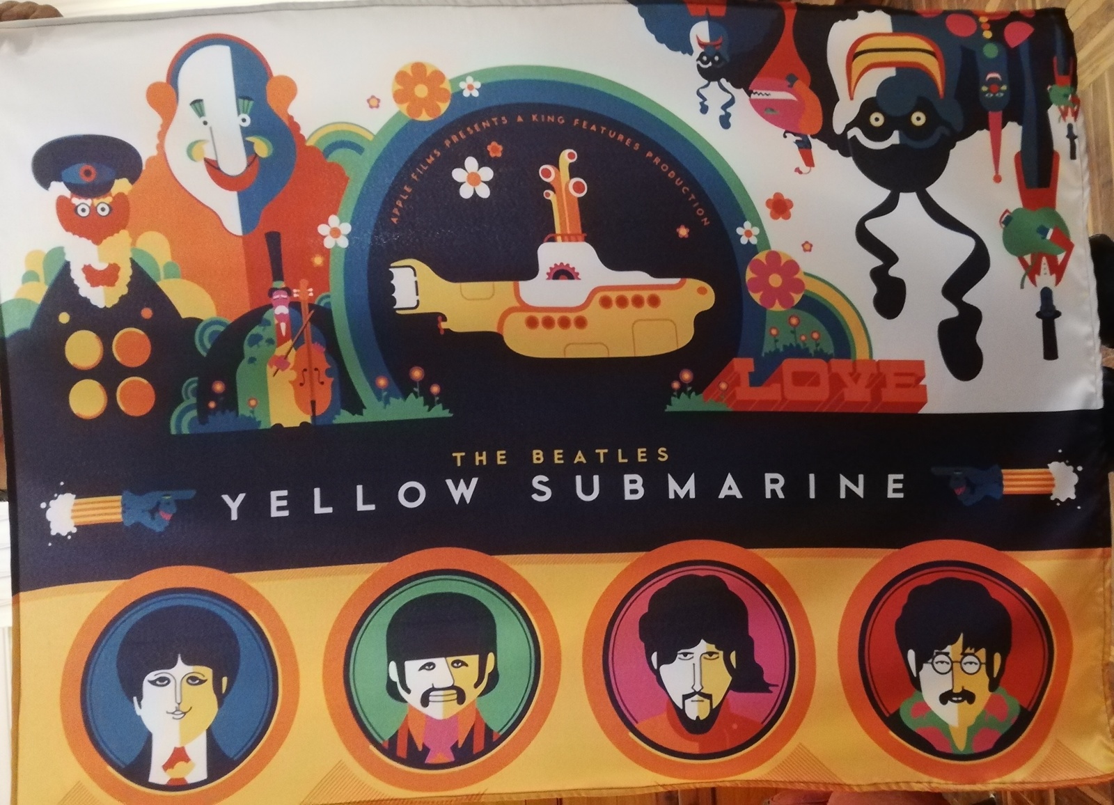 THE BEATLES Yellow Submarine 5 FLAG CLOTH POSTER BANNER LP - Posters