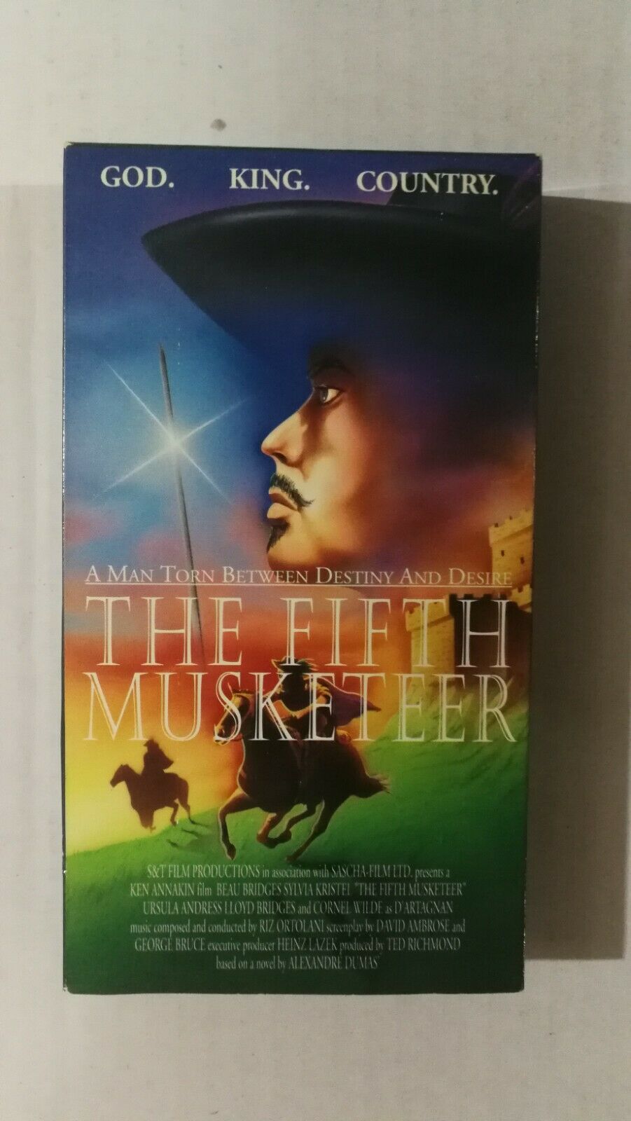 THE FIFTH MUSKETEER (VHS) URSULA ANDRES - VHS Tapes THE FIFTH MUSKETEER (VHS) URSULA ANDRES - VHS Tapes