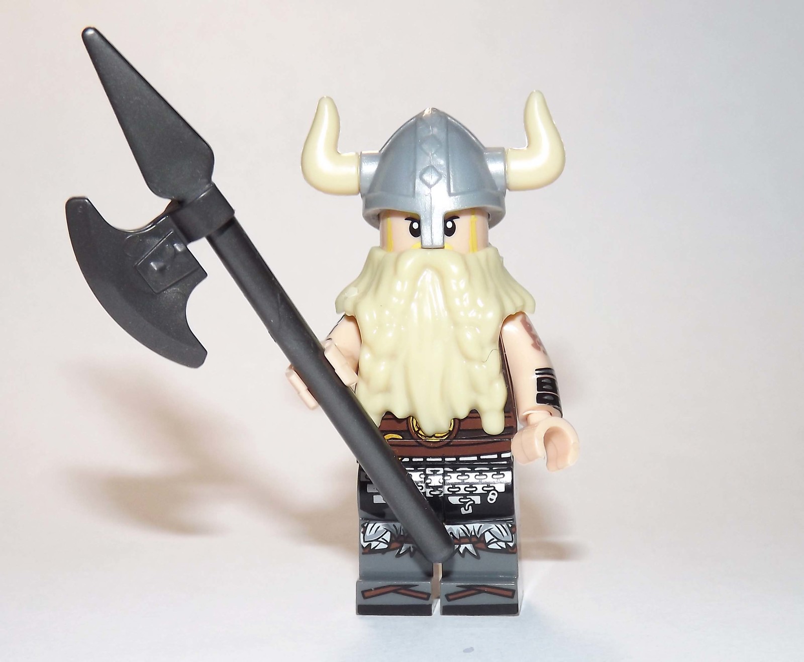 YY Minifigure Building Custom Viking Bearded Warrior - LEGO (R) Minifigures