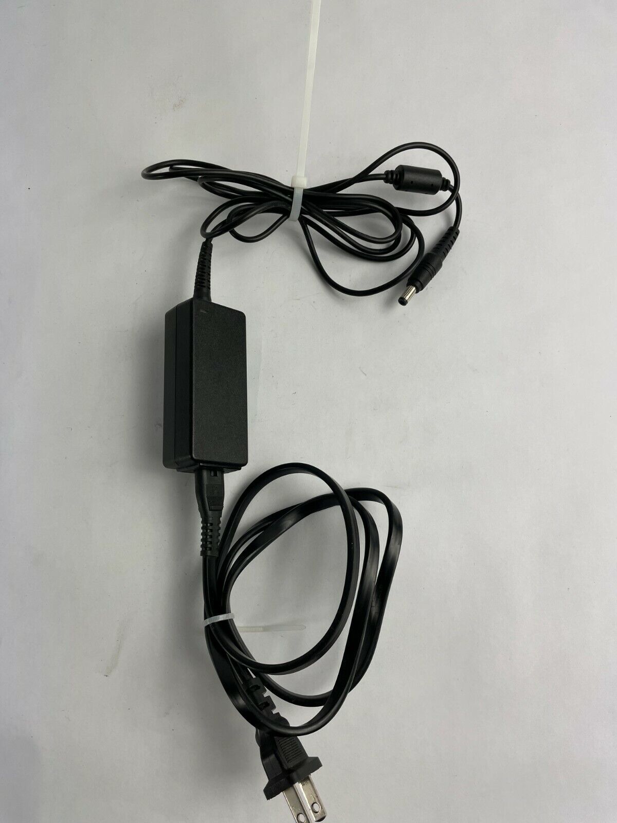 Genuine Delta AC/DC Adapter ADP-36EH C Output 12 V 3 A Power Supply ...