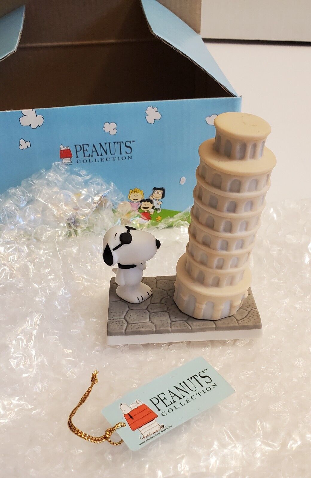 Peanuts Snoopy in Italy Leaning Tower of Pisa porcelain figure Westland ...