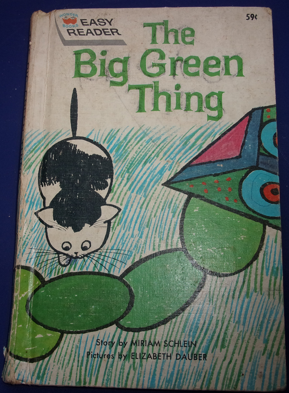 Wonder Books Easy Reader The Big Green Thing By Miriam Schlein 1963 - Books