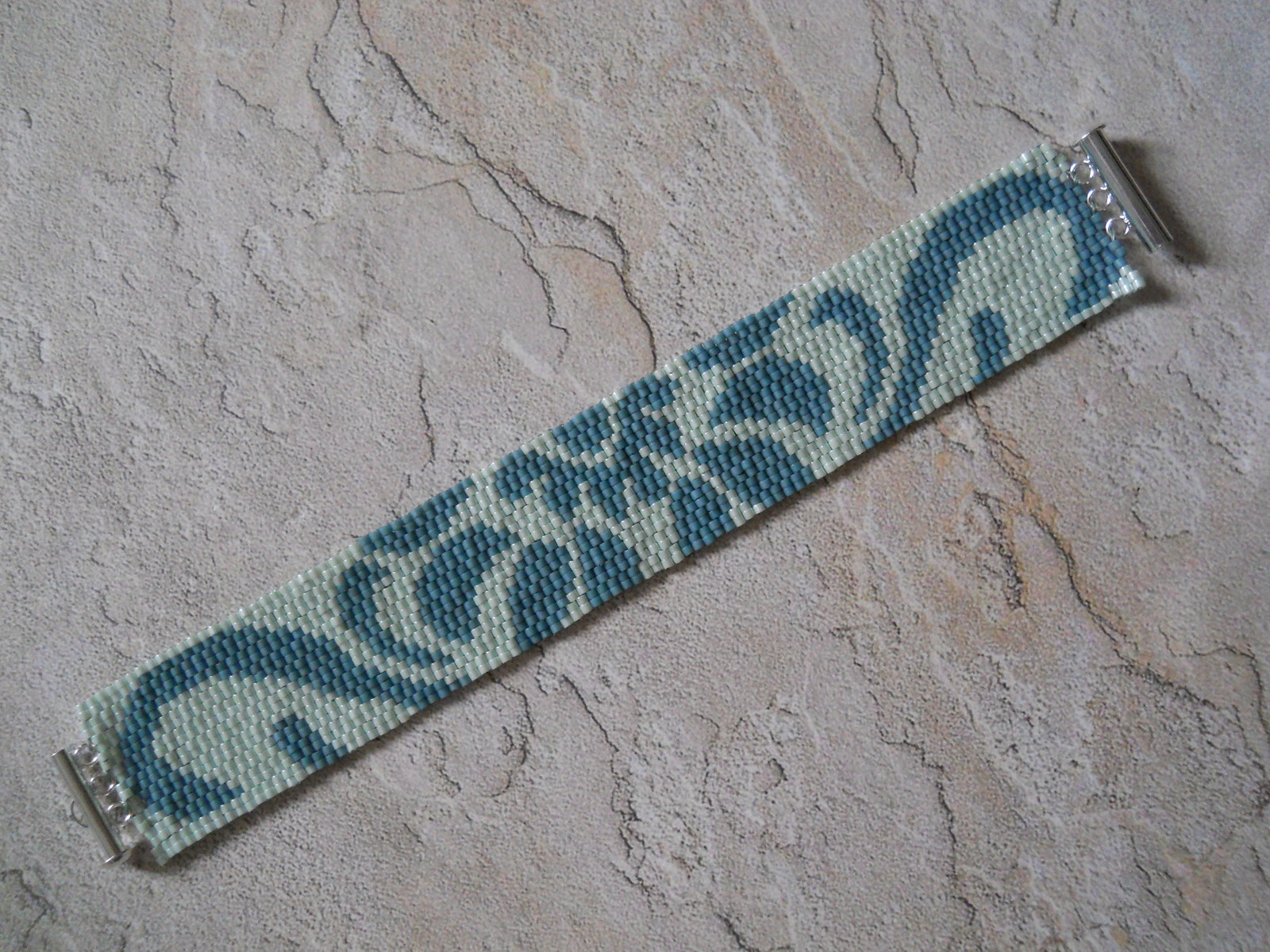 Bracelet: Light Mint Green & Shale Art Nouveau Flowers, Peyote Stitch ...