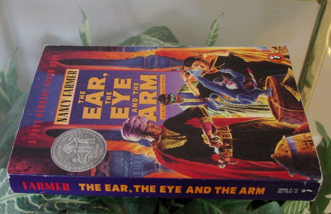 Nancy Farmer THE EAR, THE EYE AND THE ARM-Young Adult Fantasy 1995 - Books