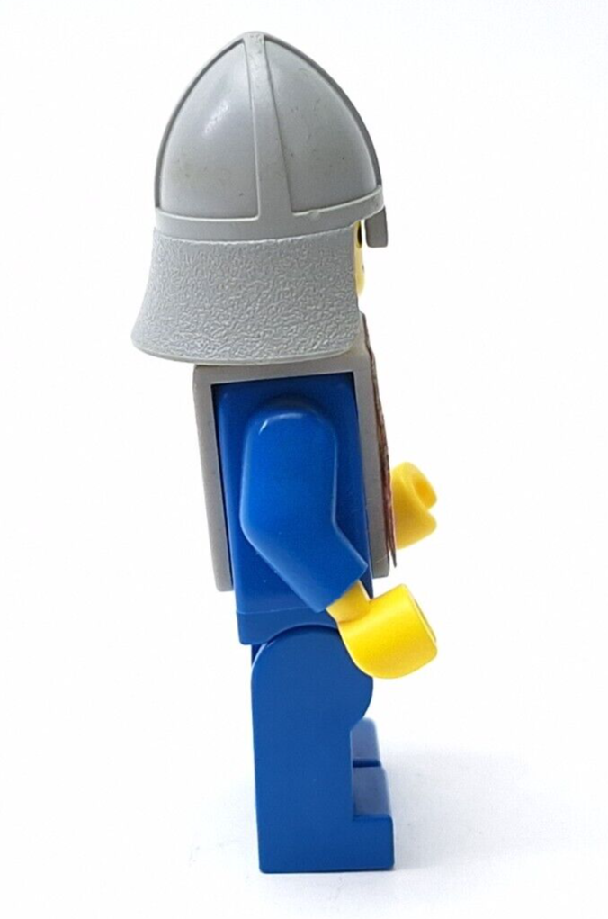 Lego Classic Yellow Castle Knight Minifigure Crown Sticker Vest 375 ...