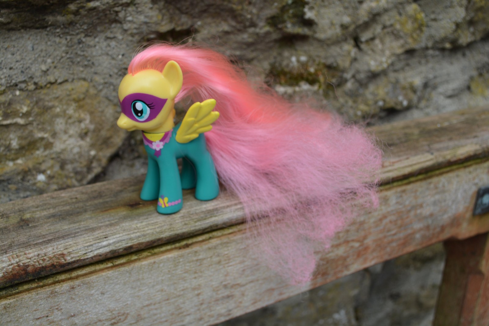 My Little Pony 2010 Power Ponies Fluttershy Super Hero Hasbro used ...