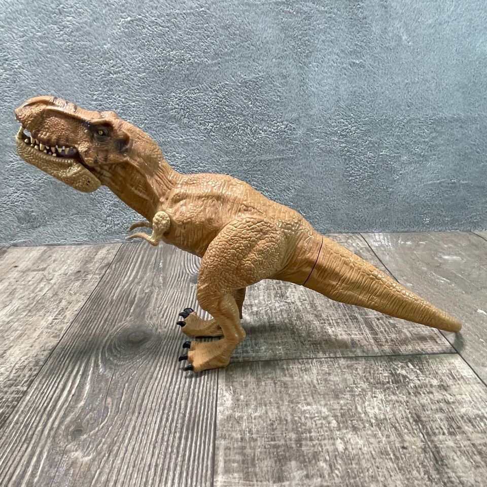 Jurassic World JW T-Rex Hasbro Chomping Jaws Dinosaur Action Figure Toy ...