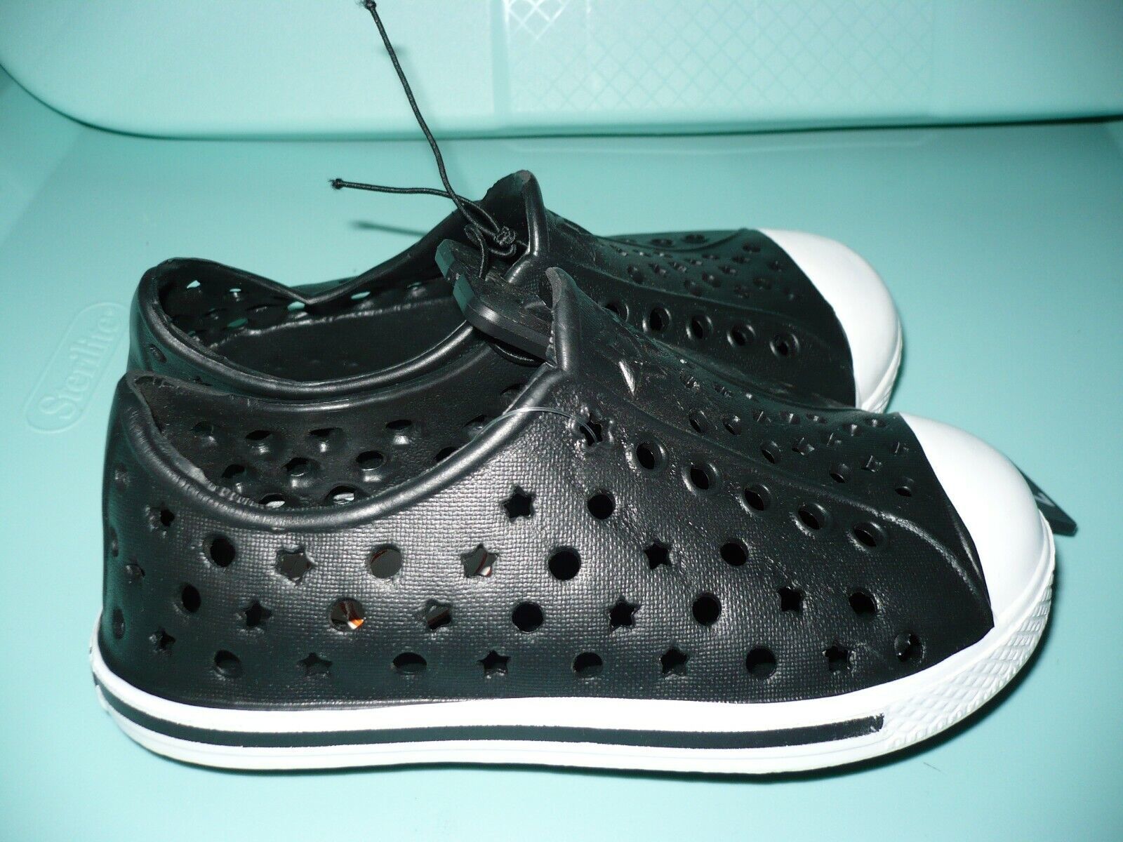 Wonder Nation Girls Plastic Sneaker Shoes Black Slip On Size 7/8 NEW ...
