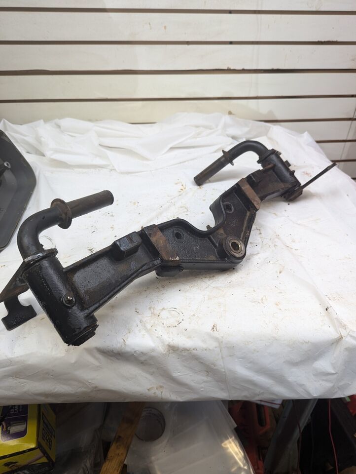 Simplicity Conquest Tractor Conquest Broadmoor Front Axle With Knuckles ...