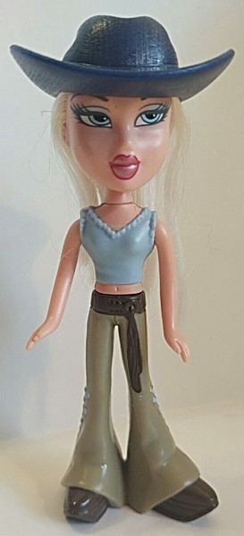 BRATZ Cow Girl Figure 2003 McDonalds Happy Meal Toy - Fast Food