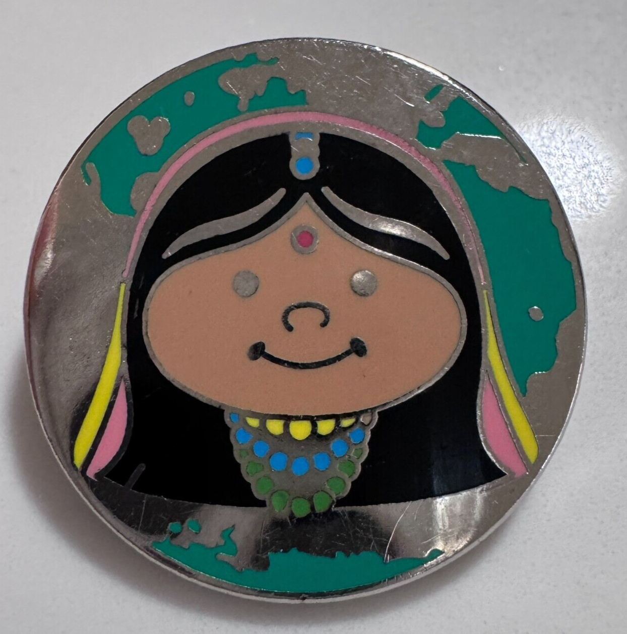Disney It's A Small World Indian Girl Wearing Beads Pin 68031 - Other