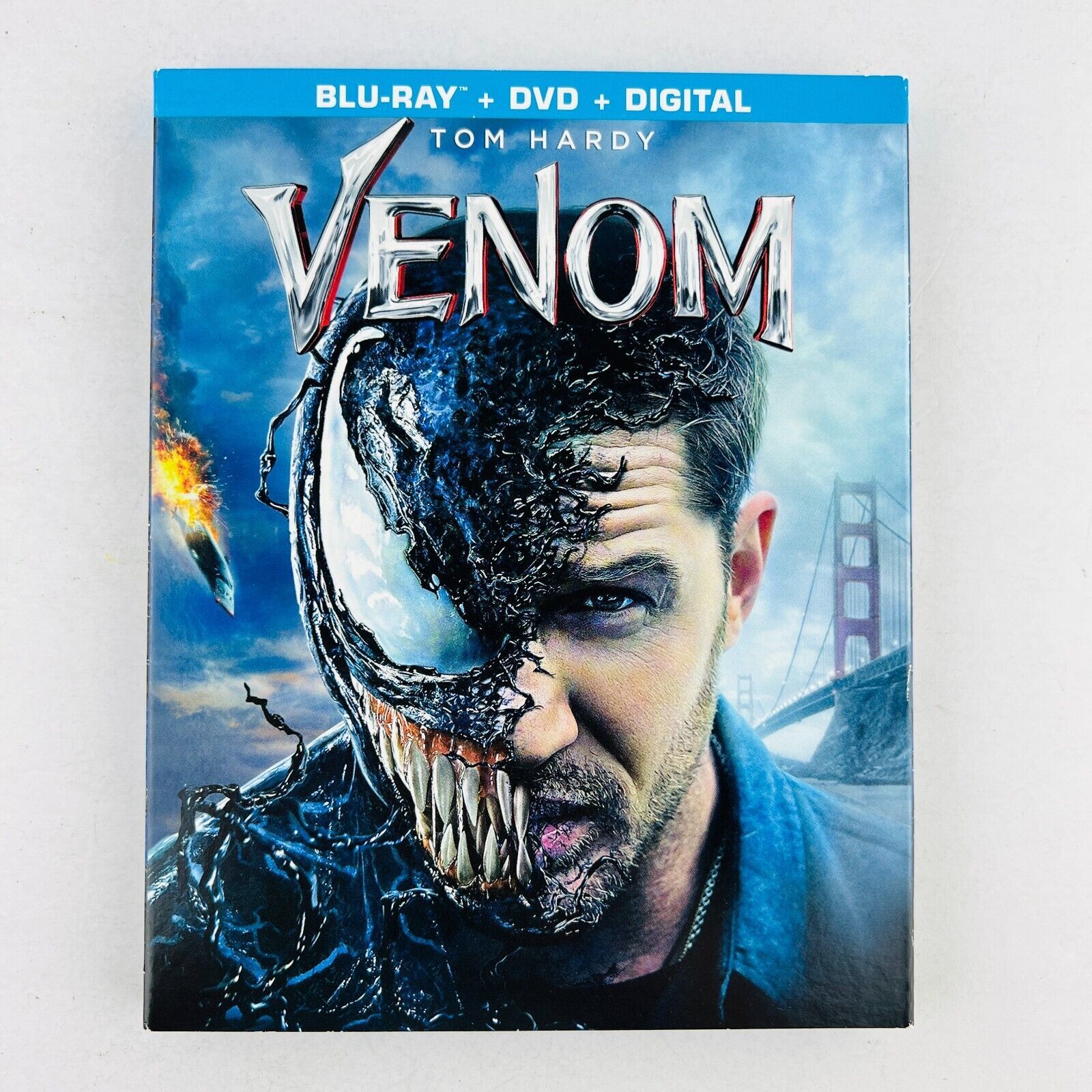 Venom Blu-ray / DVD Set Tom Hardy, Michelle Williams, Riz Ahmed - DVDs ...