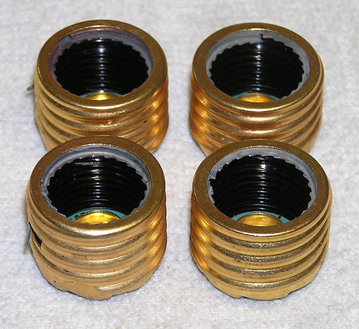 Box of 4 Buss SA 8 Fustat Fuse Type S Adapter for 7 or 8 Amp Fustat ...