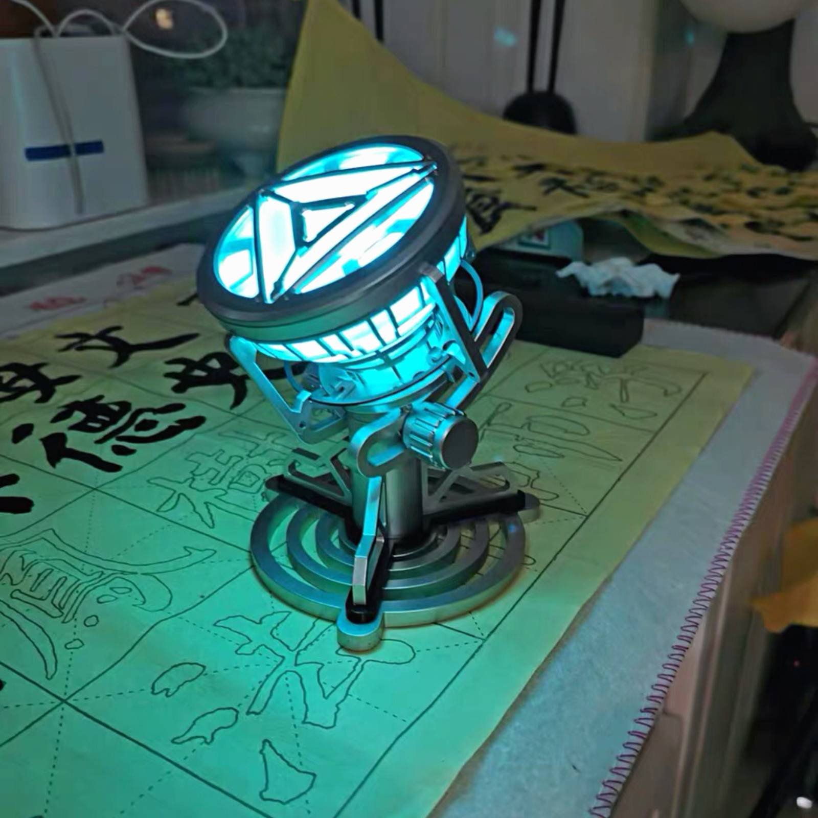 Handmade Iron Man Arc Reactor mk6 night light, Iron man desk lamp, Tony ...