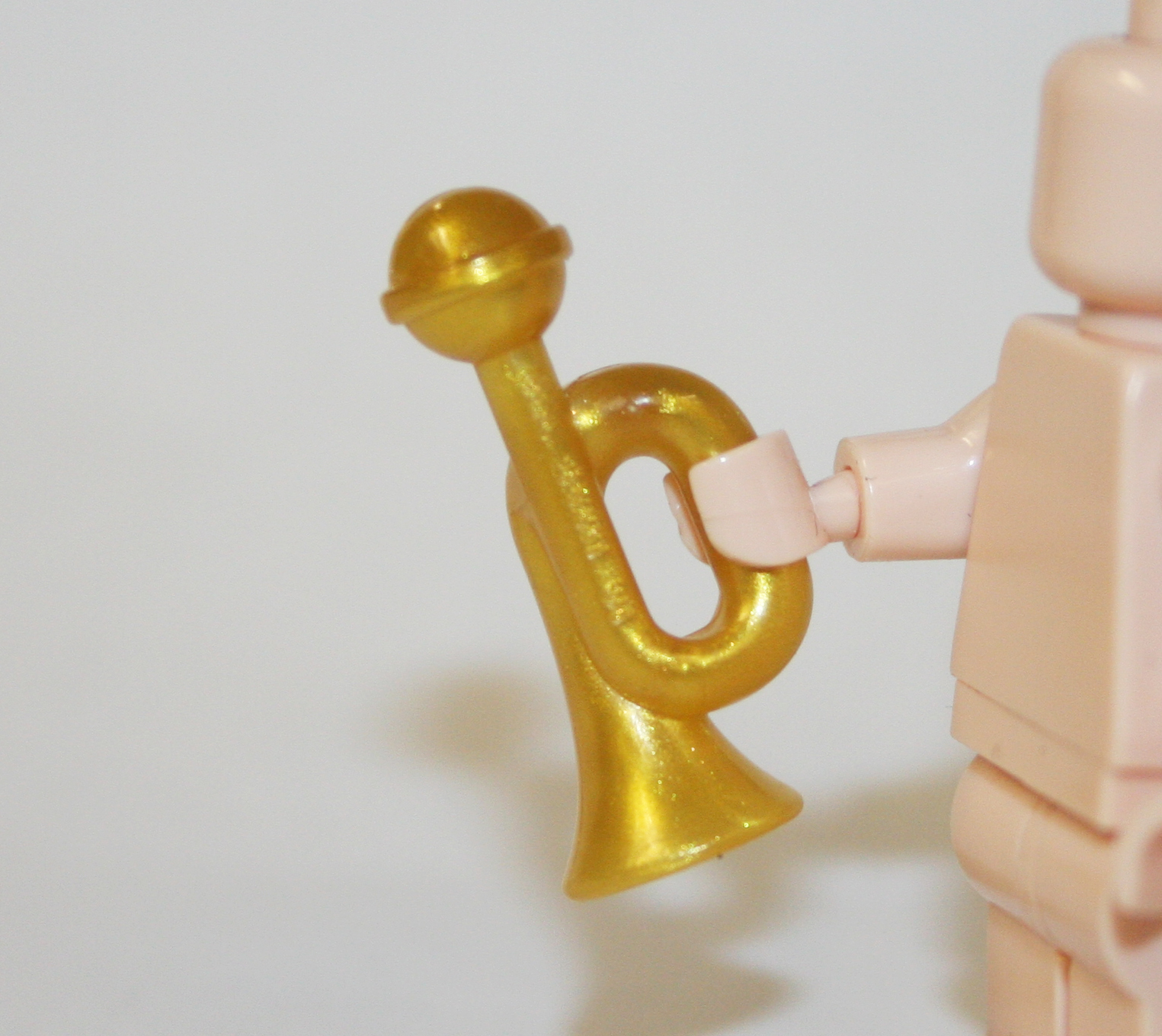 Minifigure Brass Bugle Military Horn Piece Rare - LEGO (R) Minifigures