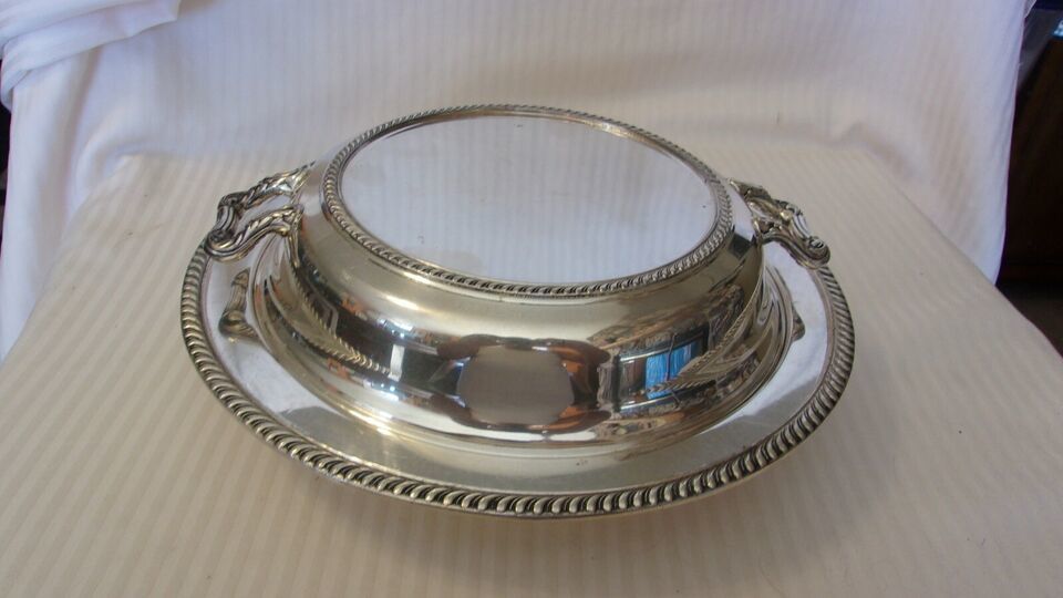 Vintage Oneida Silverplate 3 Piece Serving Bowl with Handles and Insert ...
