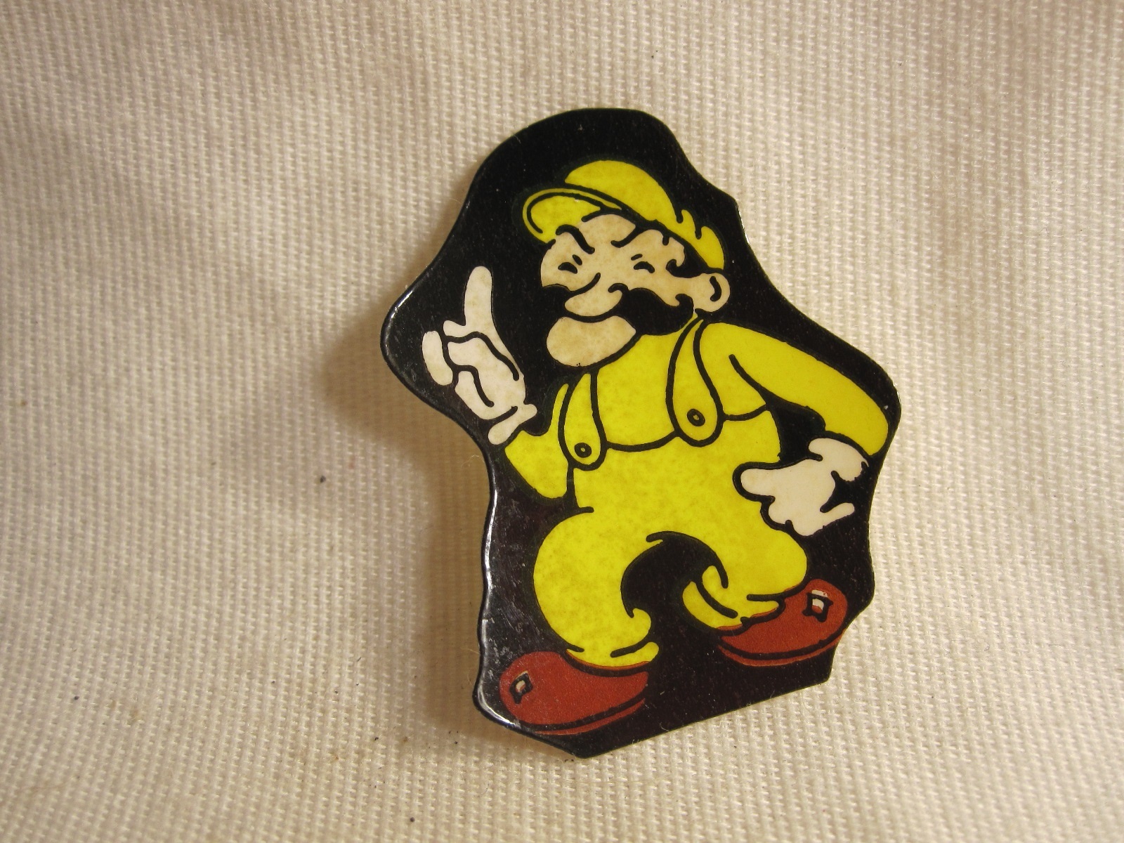 1982 Donkey Kong Board Game piece: Yellow Mario Player Pawn Sticker ...