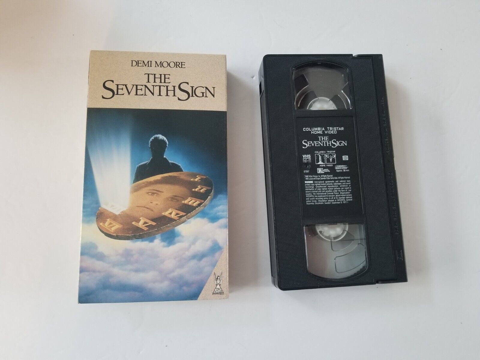 The Seventh Sign (VHS, 1988) - VHS Tapes