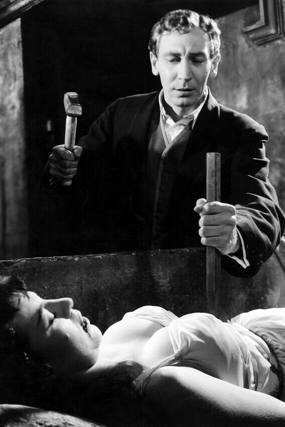 Horror Of Dracula Large Poster sexy Valerie Gaunt as Vampire Woman in ...