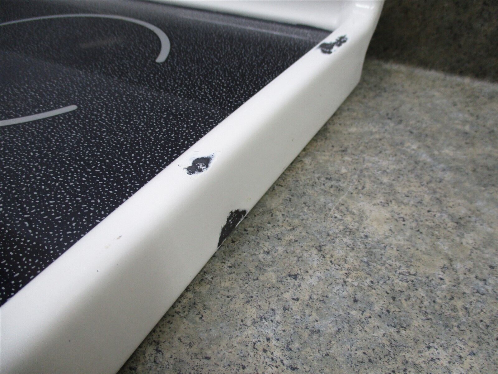 KENMORE RANGE COOKTOP CHIPPED PART # 316456257 - Cooking Appliance Parts