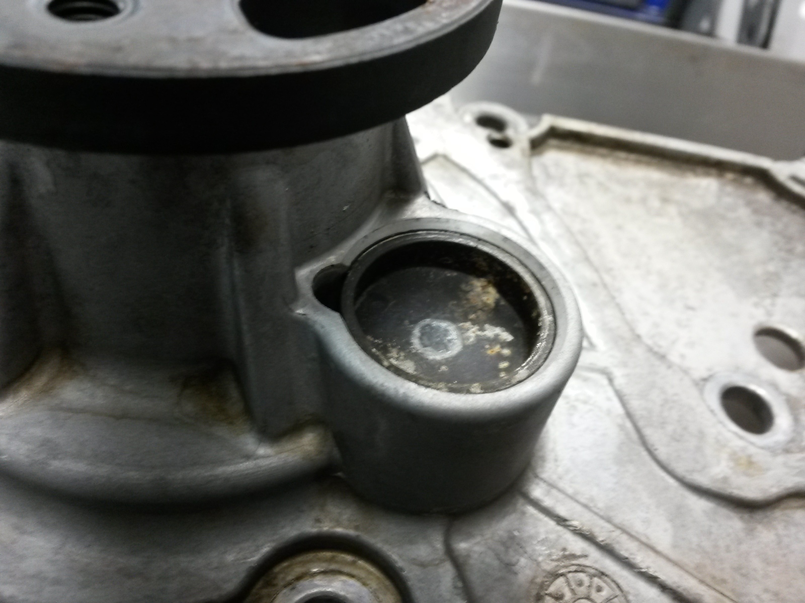 Water Coolant Pump For 10-18 Hyundai Santa Fe 3.3 251003C130 - Water Pumps