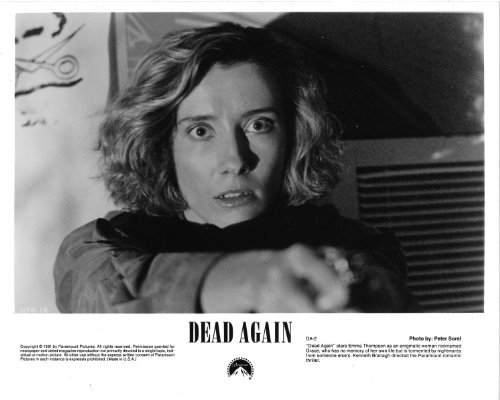 Emma Thompson with gun orignal 8x10 photo G3395 - Action Figures