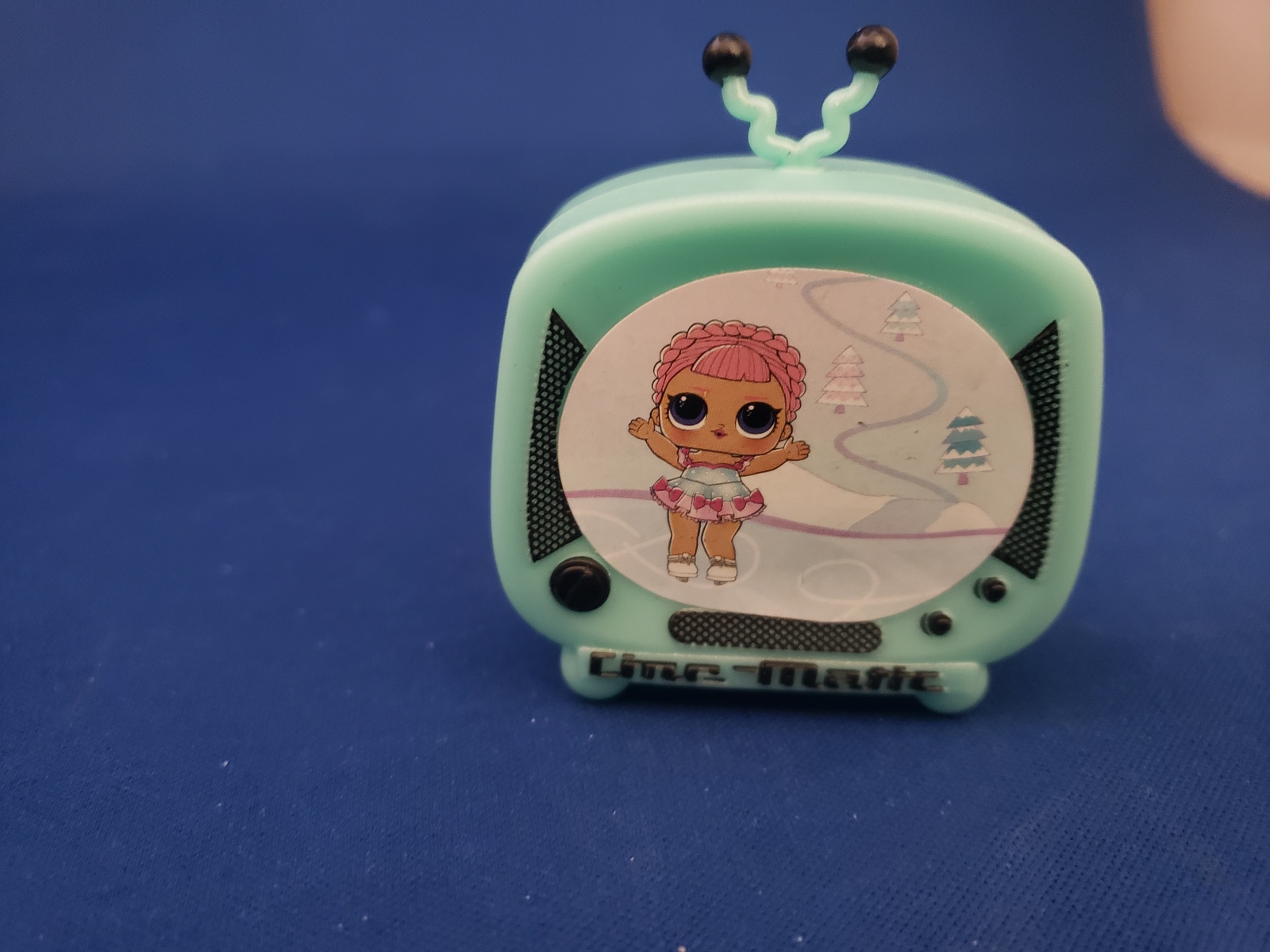 LOL Surprise OMG DOLL HOUSE Living Room TV Television Aqua Antenna ...