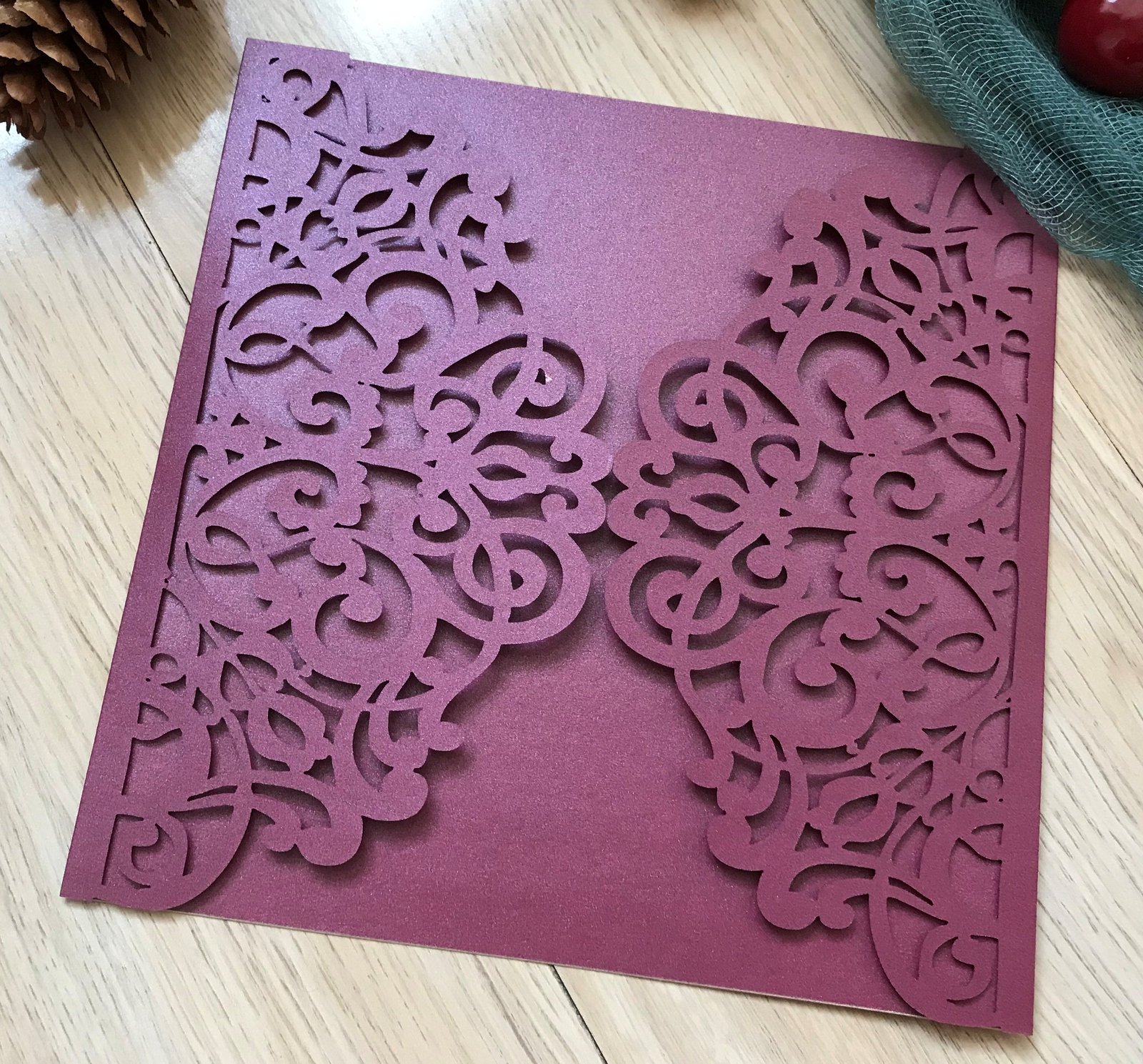 50pcs custom laser cut wedding invite cards,birthday laser cut ...