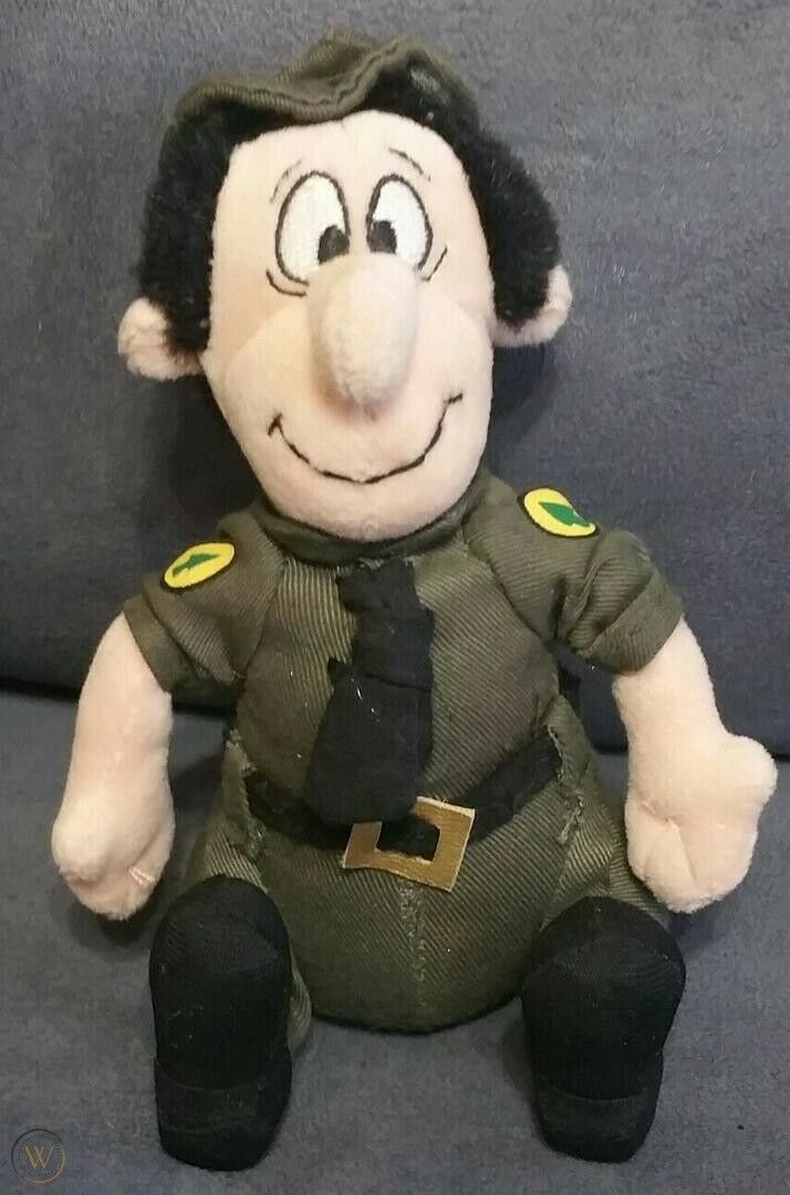 Hanna Barbera Yogi The Bear Park Ranger 7" Plush - Action Figures