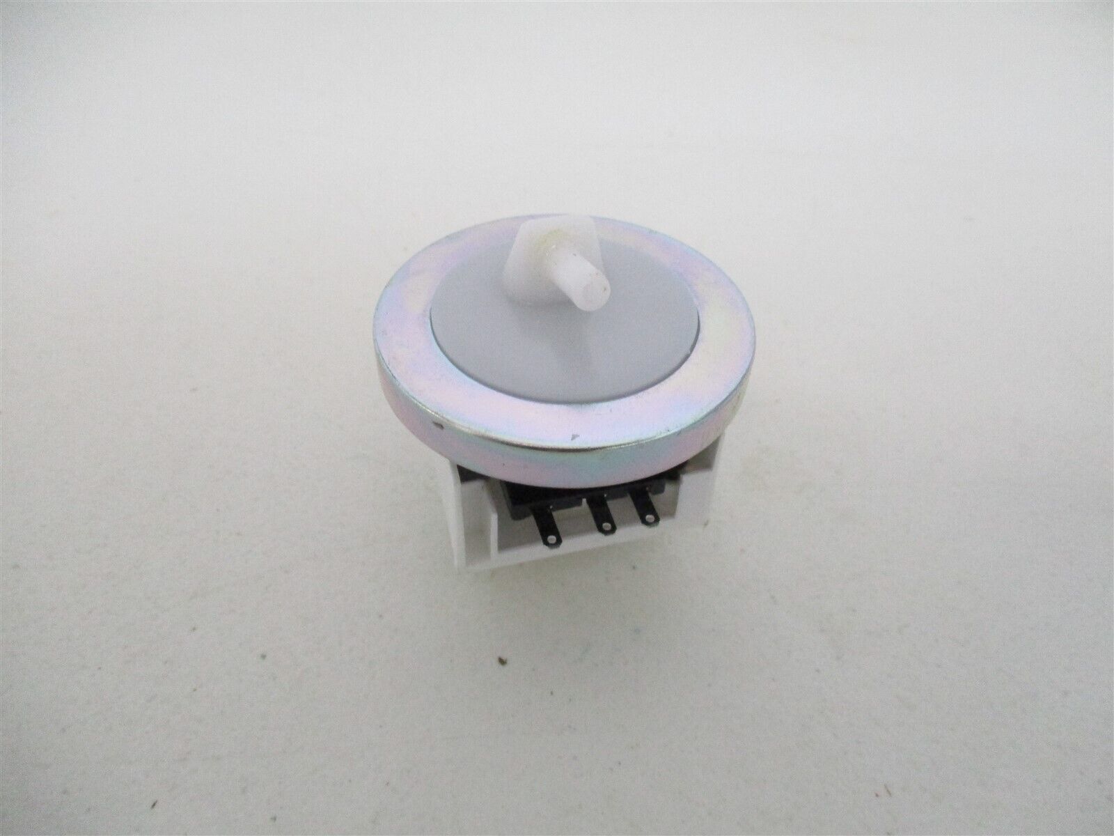 KRIBBLING WASHER PRESSURE SWITCH PART # XQB201A-G0LD6 - Washer & Dryer ...
