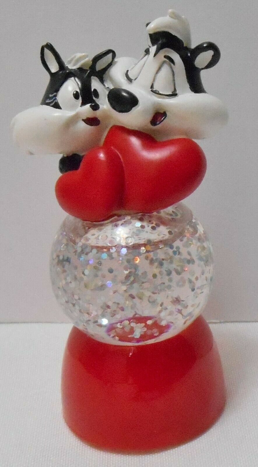 PEPE Le PEW & PENELOPE Skunk Looney Tunes MINI SNOWGLOBE Colour ...