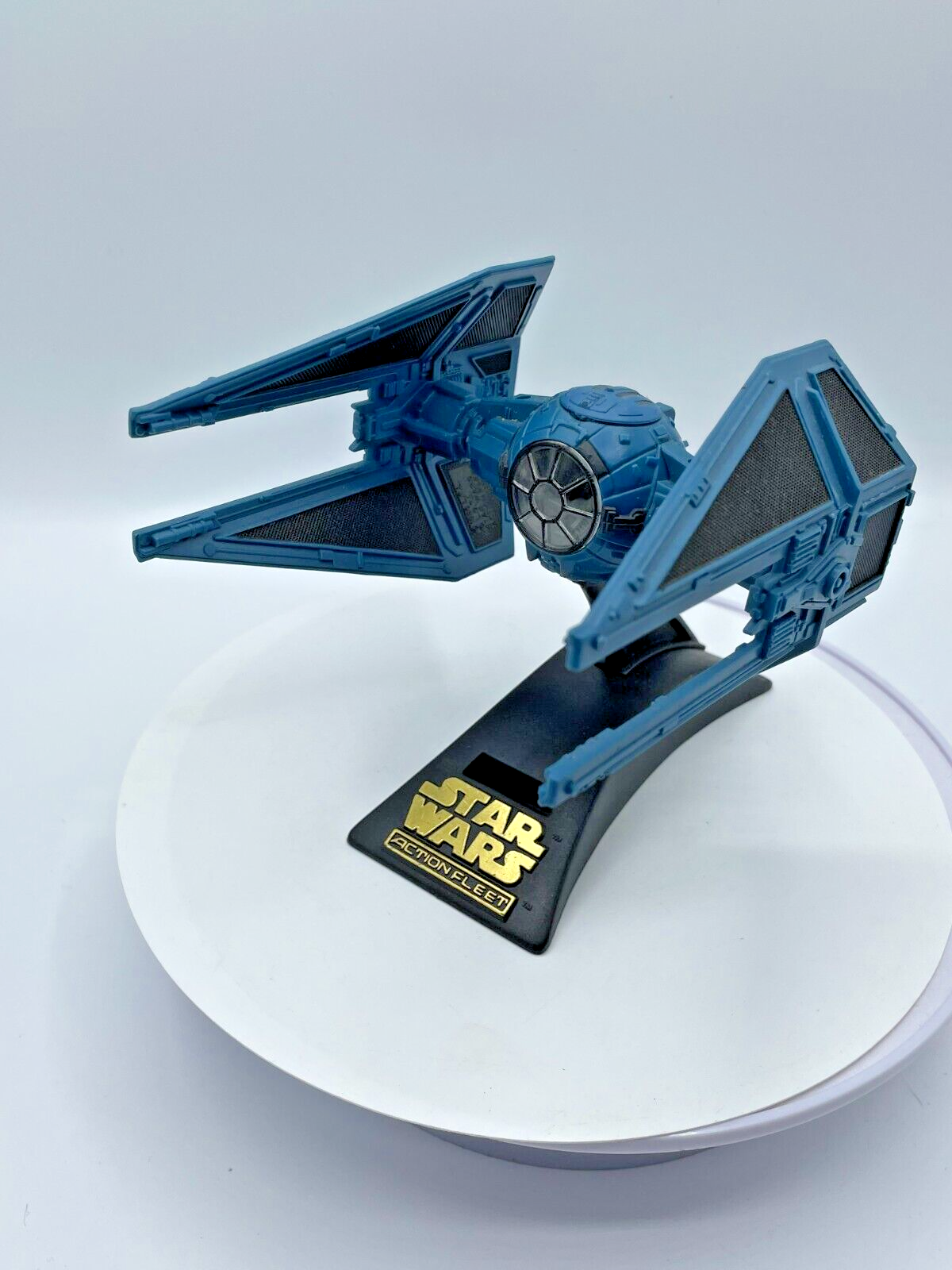 Star Wars Micro Machines Action Fleet Tie Interceptor & Imperial Pilot ...