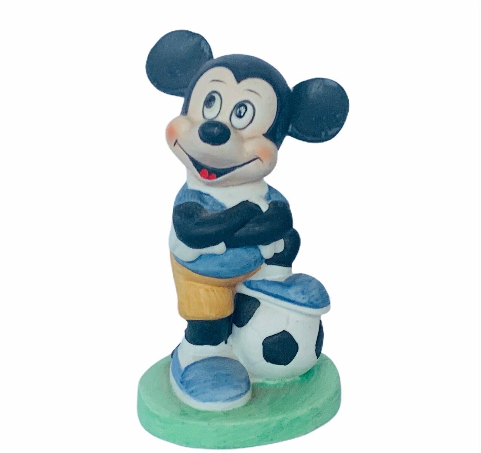 Mickey Mouse figurine vtg Walt disney japan disneyland world gift-ware soccer - Mickey Mouse