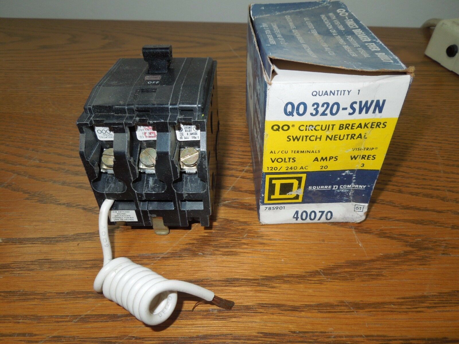 Square D QO320-SWN 20A 3p 120/240V Clip-on Breaker Switch Neutral New ...