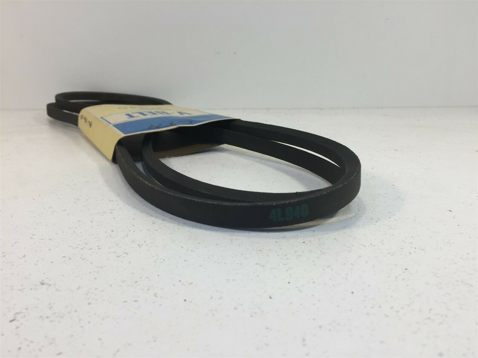 Van Camp Hardware 4L940 V-Belt Industrial and Lawnmower V-Belt Made in ...