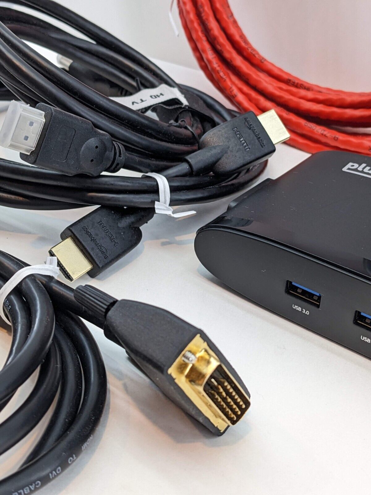 Works Plugable UD-6950H USB 3.0 Dual 4K Display Docking Station Bundle ...